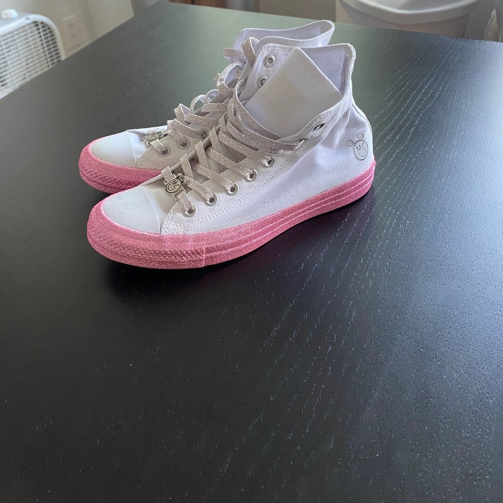 Converse Sneakers - Miley Cyrus Edition - Gem